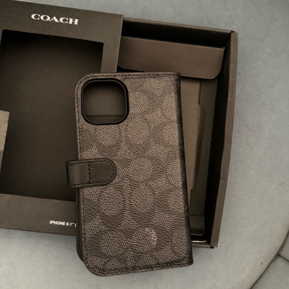 Coach | Accessories | Nwt Coach Outlet Iphone 5 Folio In Signature ...